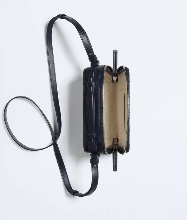 Bottega Veneta Getaway Phone Pouch - Midnight Blue