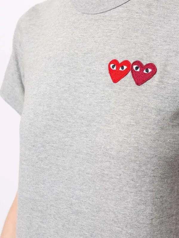 Play Comme Des Garcon Crewneck T-shirt With Embroidered Hearts - Gray