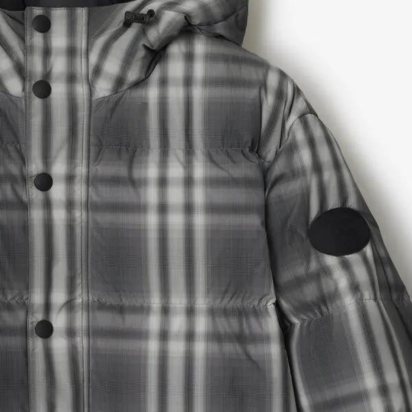 Burberry Checked Hooded Puffer Jacket With Equestrian Knight Design - Black