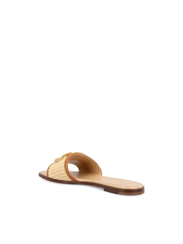 Valentino Garavani Vlogo Signature Slip-on Sandals - Nude