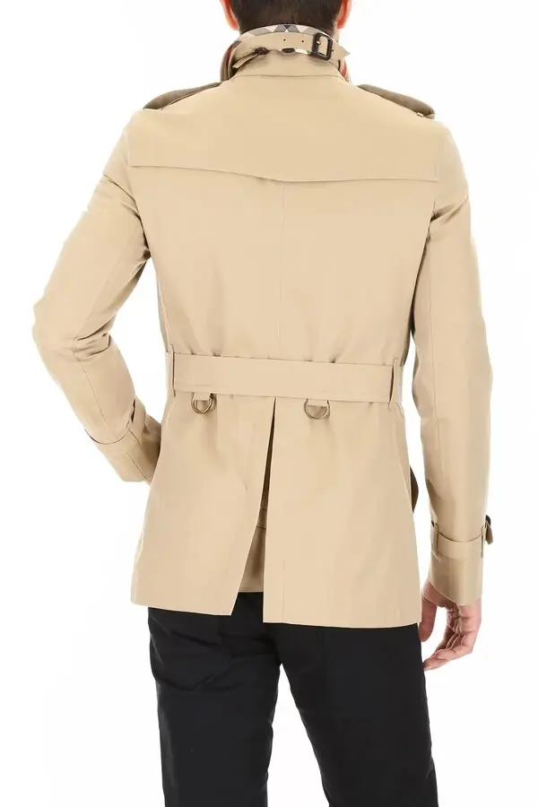 Burberry Sandringham Short Trench Coat