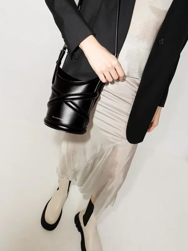 Alexander McQueen Curve Small Bucket Bag