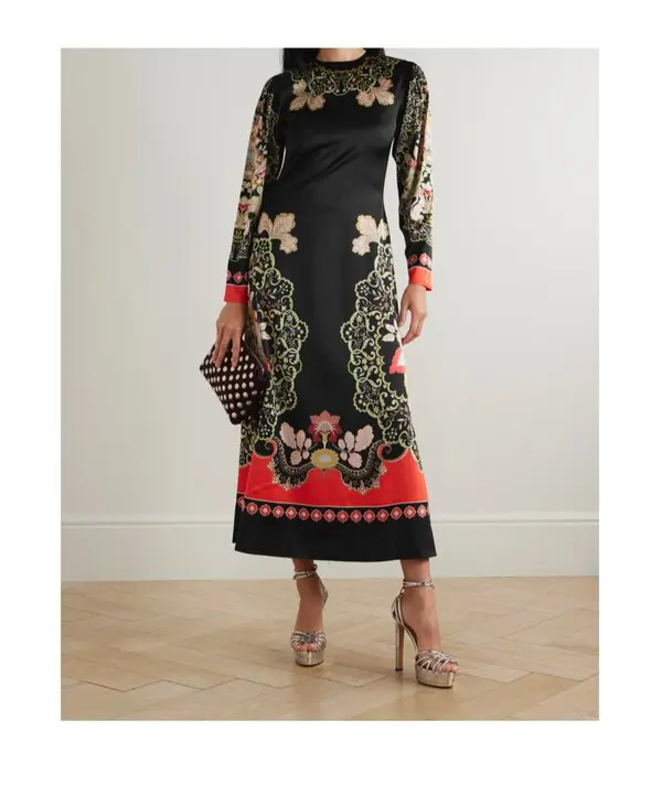 La DoubleJ Clingy Swing Long Sleeve Maxi Dress - Black