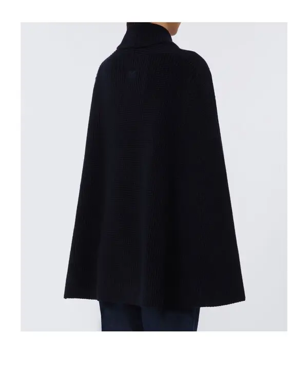 Max Mara Button-up Knit Cape
