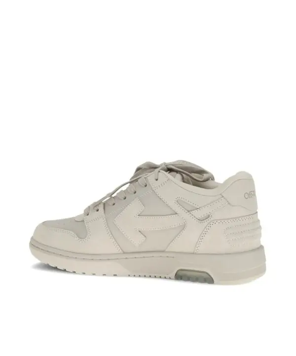 Off-White Low Top Sneakers With Arrow Detail - White