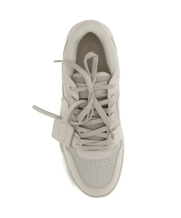 Off-White Low Top Sneakers With Arrow Detail - White