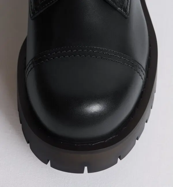 Dior Round Toe Lace-up Shoes