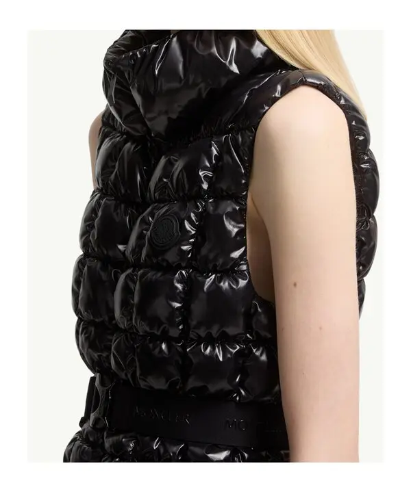 Moncler Emilion Quilted Down Vest - Black