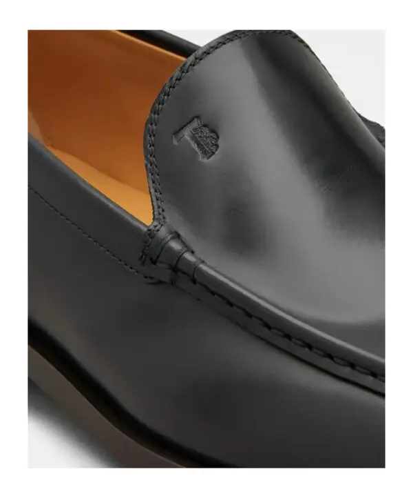 TOD'S Embossed Logo Leather Loafers - Black