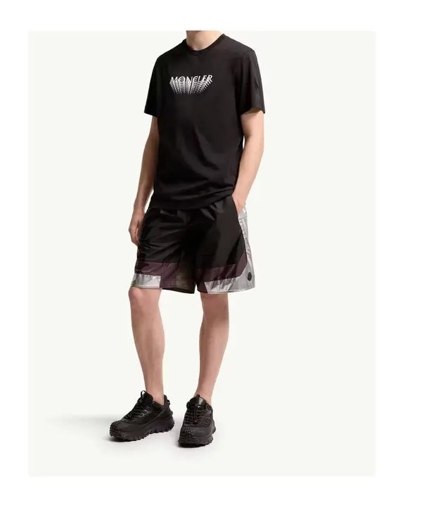 Moncler Logo Print T-shirt