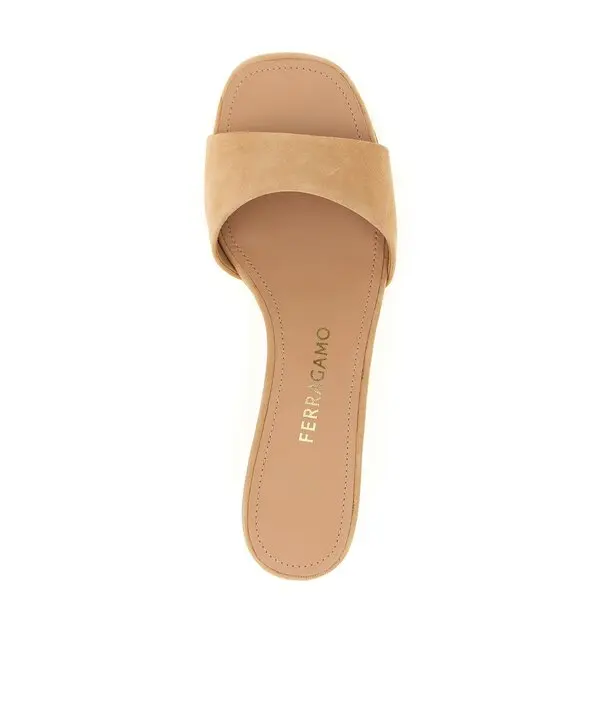FERRAGAMO Tatiana Sandals - Nude