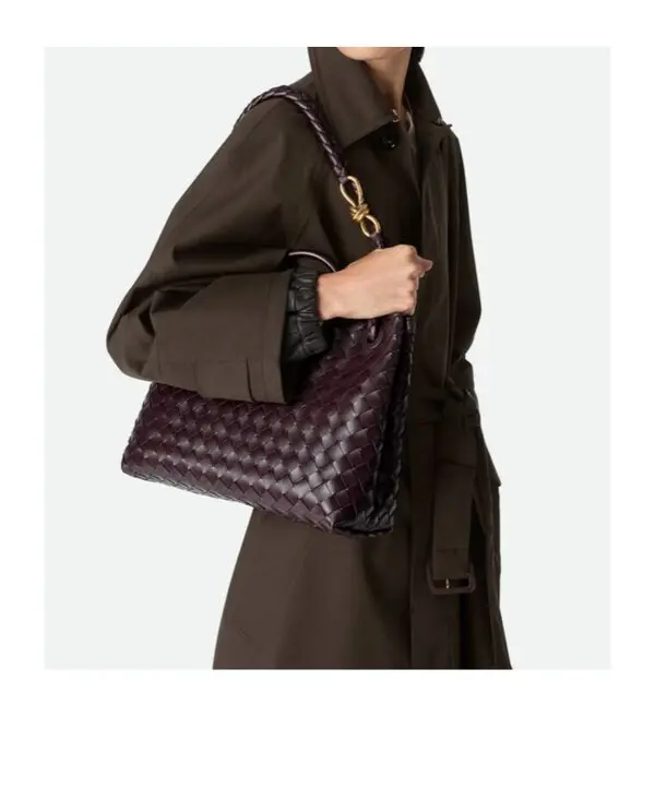 Bottega Veneta Andiamo Medium Shoulder Bag - Dark Barolo