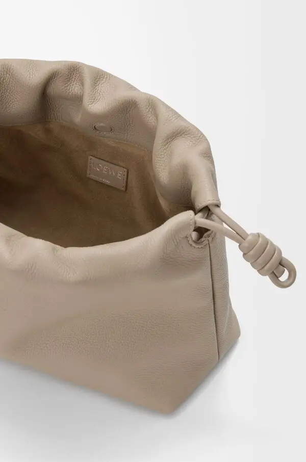 Loewe Medium Flamenco Clutch In Calfskin - Nude