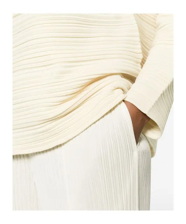 Issey Miyake Pleated Straight-leg Pants