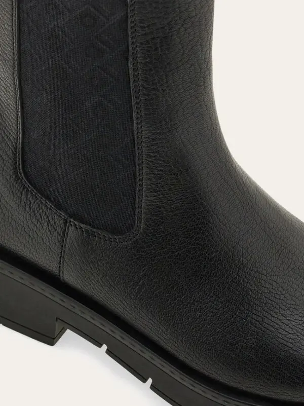 FERRAGAMO Chelsea Boots In Kid Leather
