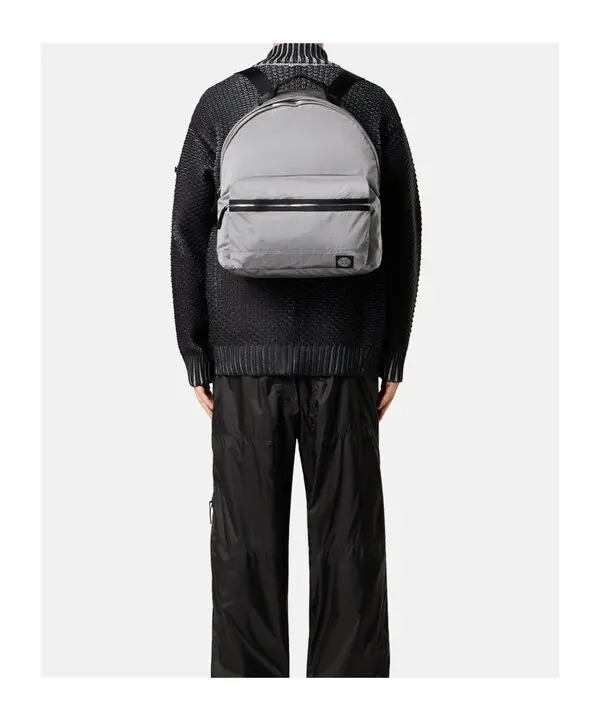 Stone Island Logo Patch Zipped Backpack - Pearl Grey