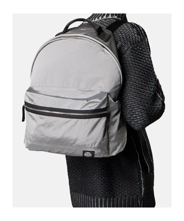 Stone Island Logo Patch Zipped Backpack - Pearl Grey