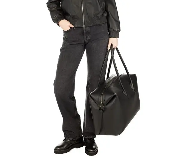 Yuzefi Brioche Weekender Shoulder Bag - Black