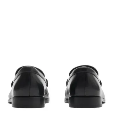 Burberry Cadet Gathered Slip-on Loafers - Black