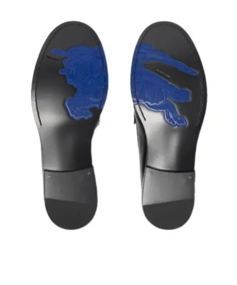 Burberry Cadet Gathered Slip-on Loafers - Black