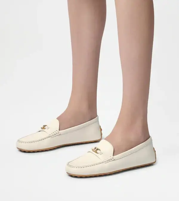TOD'S City Gommino Loafers With Horsebit Detailing - Beige
