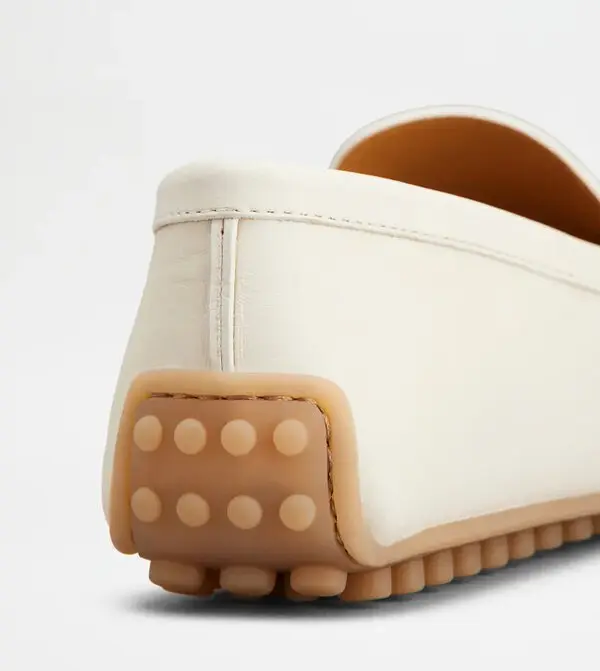 TOD'S City Gommino Loafers With Horsebit Detailing - Beige