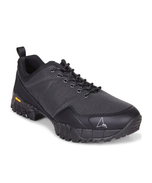 ROA Textured Trail Low-top Sneakers - Black