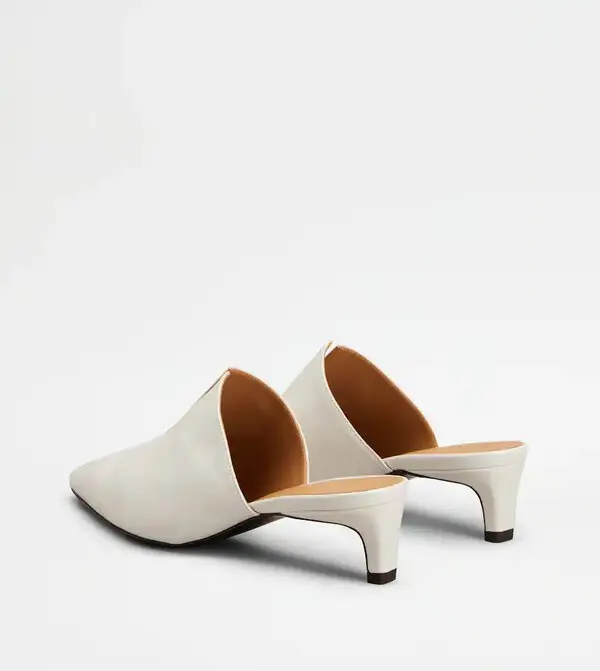 TOD'S Heeled Mules With Sharp Toe And Front Slit - White