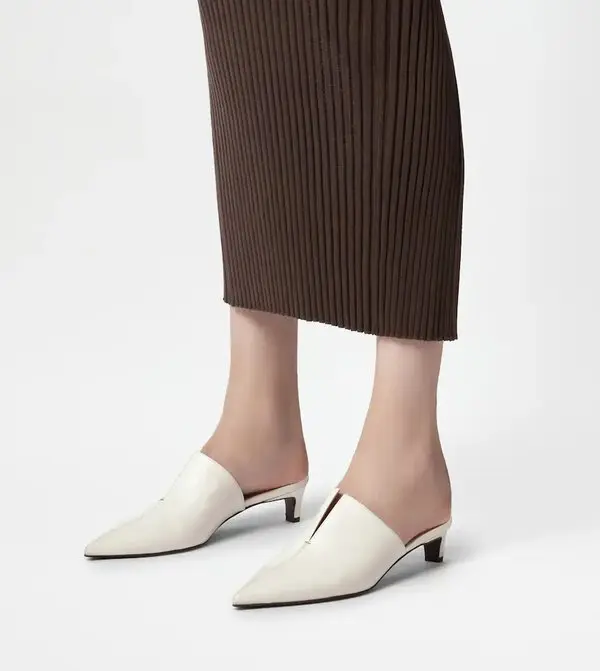 TOD'S Heeled Mules With Sharp Toe And Front Slit - White
