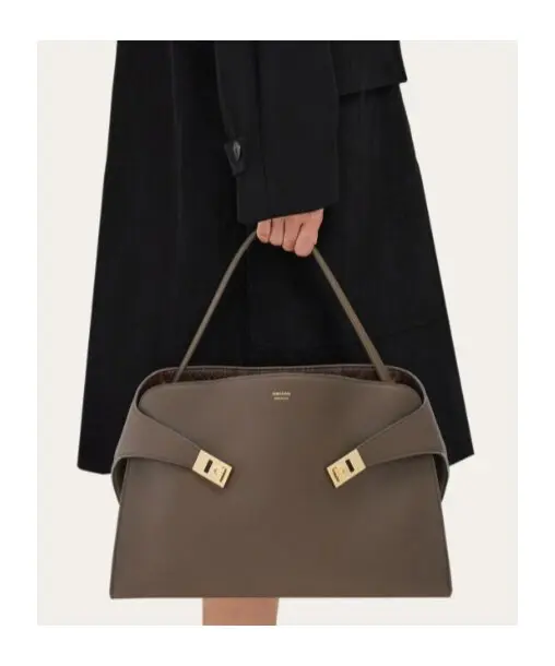 FERRAGAMO Hug Soft Shoulder Bag - Brown