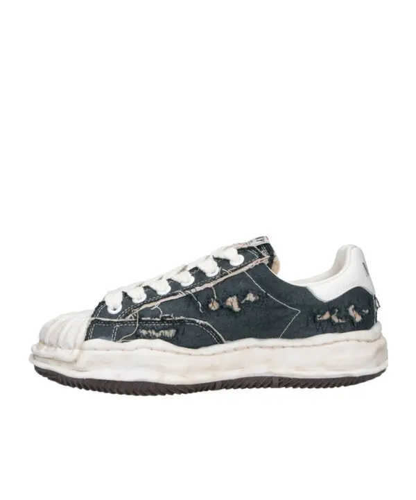 Mihara Yasuhiro Blakey Distressed Sneakers - White