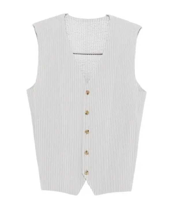 Issey Miyake Pleated Buttoned Vest - White