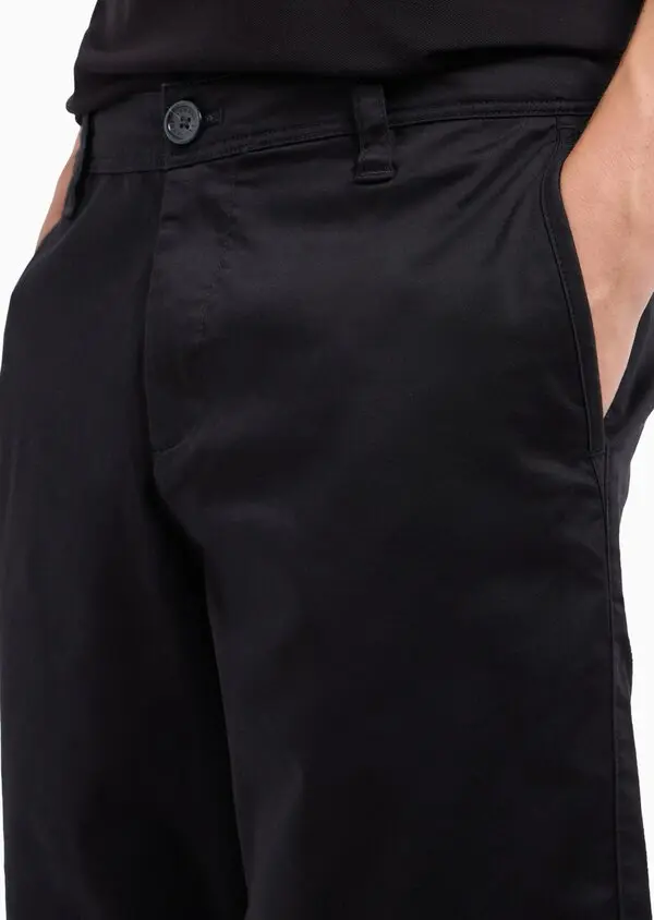 Armani Exchange Logo-plaque Shorts - Black
