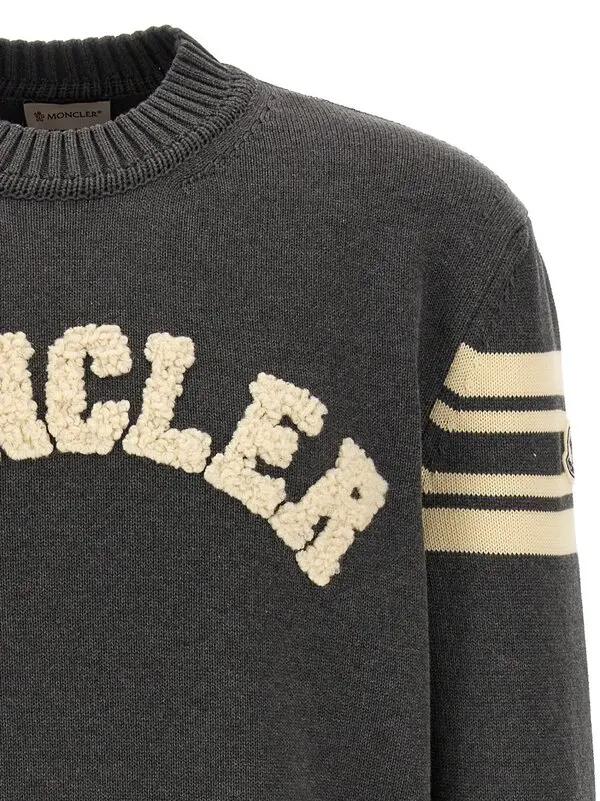 Moncler Logo Detailed Crewneck Jumper - Black