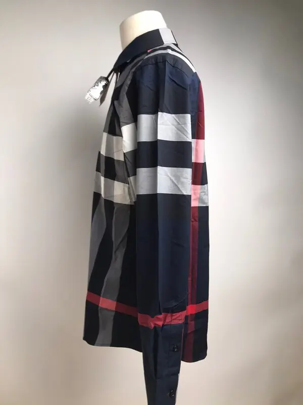 Burberry Checked Shortsleeved Shirt - Black