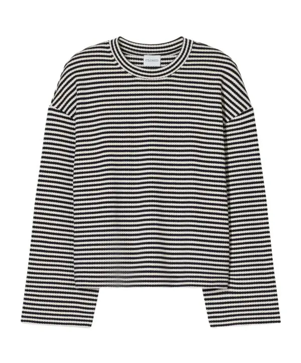Closed Striped Longsleeve Knit Top