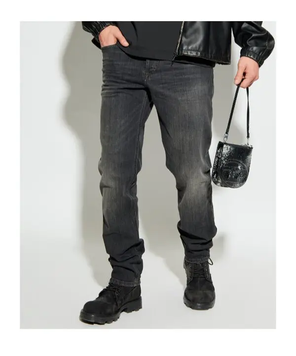 DIESEL® 2023 D-definitive Carrot Fit Jeans - Grey