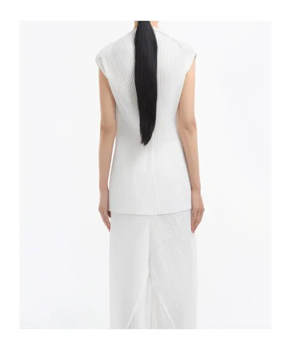 Co Cap Sleeve Top In Plisse