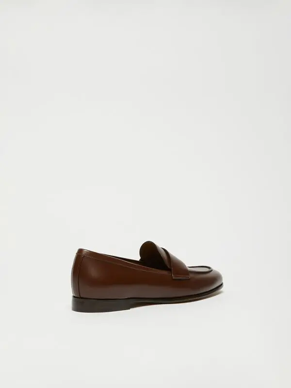 Max Mara Semi-glossy Leather Moccasins