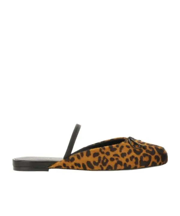 STUART WEITZMAN Leopard Print Flat Round Toe Sandals