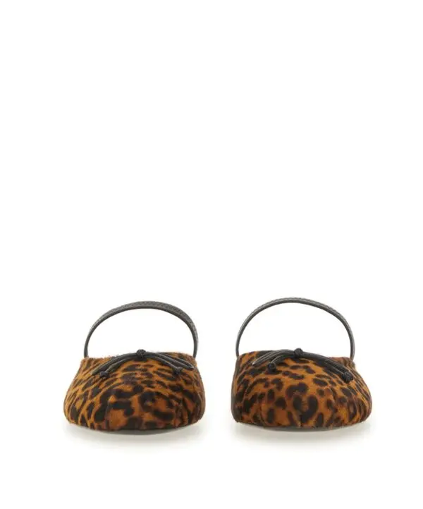 STUART WEITZMAN Leopard Print Flat Round Toe Sandals