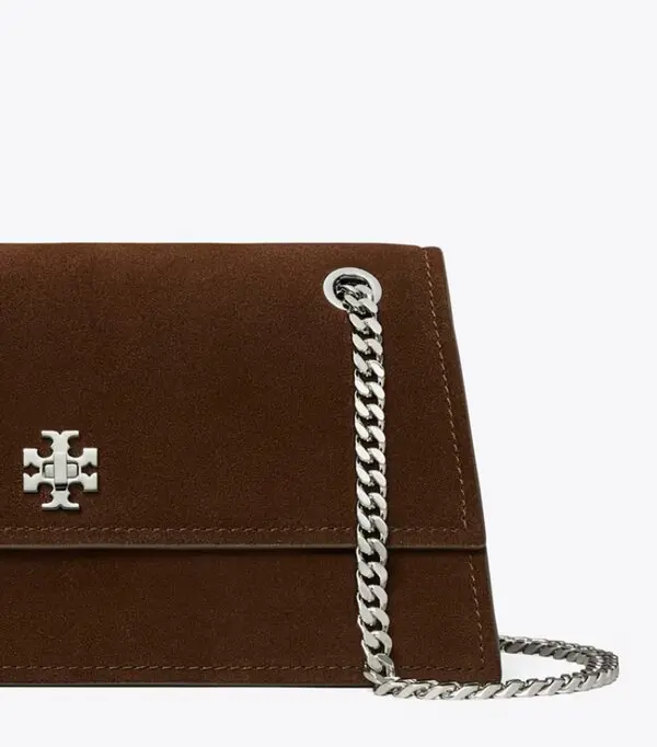 Tory Burch Logo Plaque Shoulder Bag - Brown