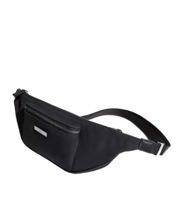 Gucci Belt Bag With Metal Tag - Black