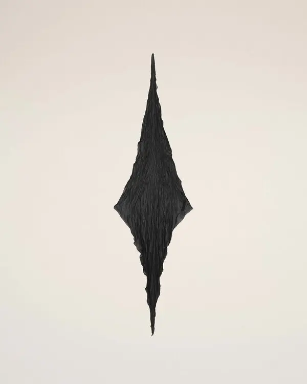 Ami Crinkled Gavroche Scarf - Black