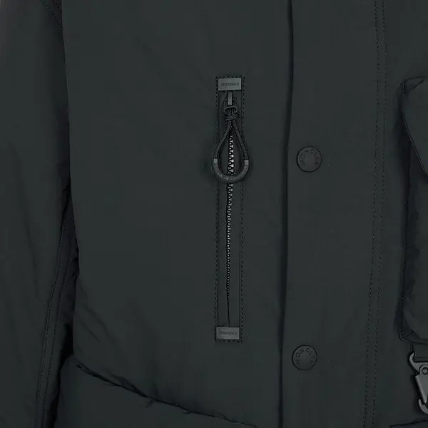 Moncler Long-sleeved Down Jacket With Stand-up Collar - Black