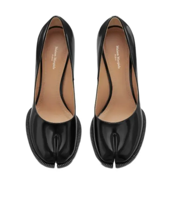 MAISON MARGIELA Tabi Cut-out Stiletto Heel Pumps