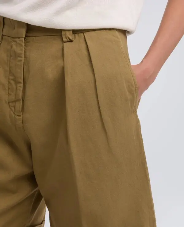 Aspesi Pleated Bermuda Shorts