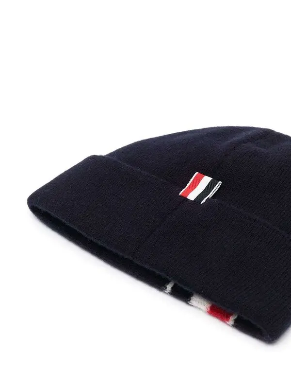 Thom Browne Merino Wool Beanie With Side Stripe Detail - Black