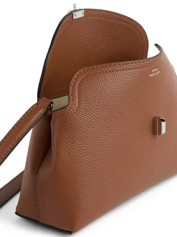TOTEME Grained Leather Clutch Bag With Tuck-lock Fastening - Brown