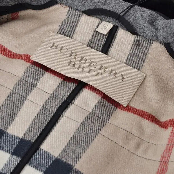 Burberry Hooded Overcoat With Horn Buckle Detail - Gray